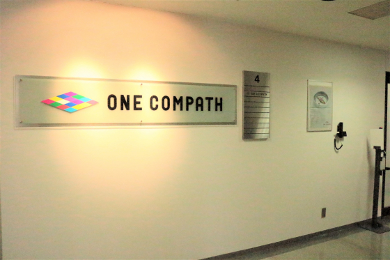 気になるinfo!|気になるオフィス！ ｜ONE COMPATH（ワン・コンパス）：フリーアドレス導入でコミュニケーションが活発に！”ワンマイル行動”を誘発するオフィス｜オフィス移転・改修 ...